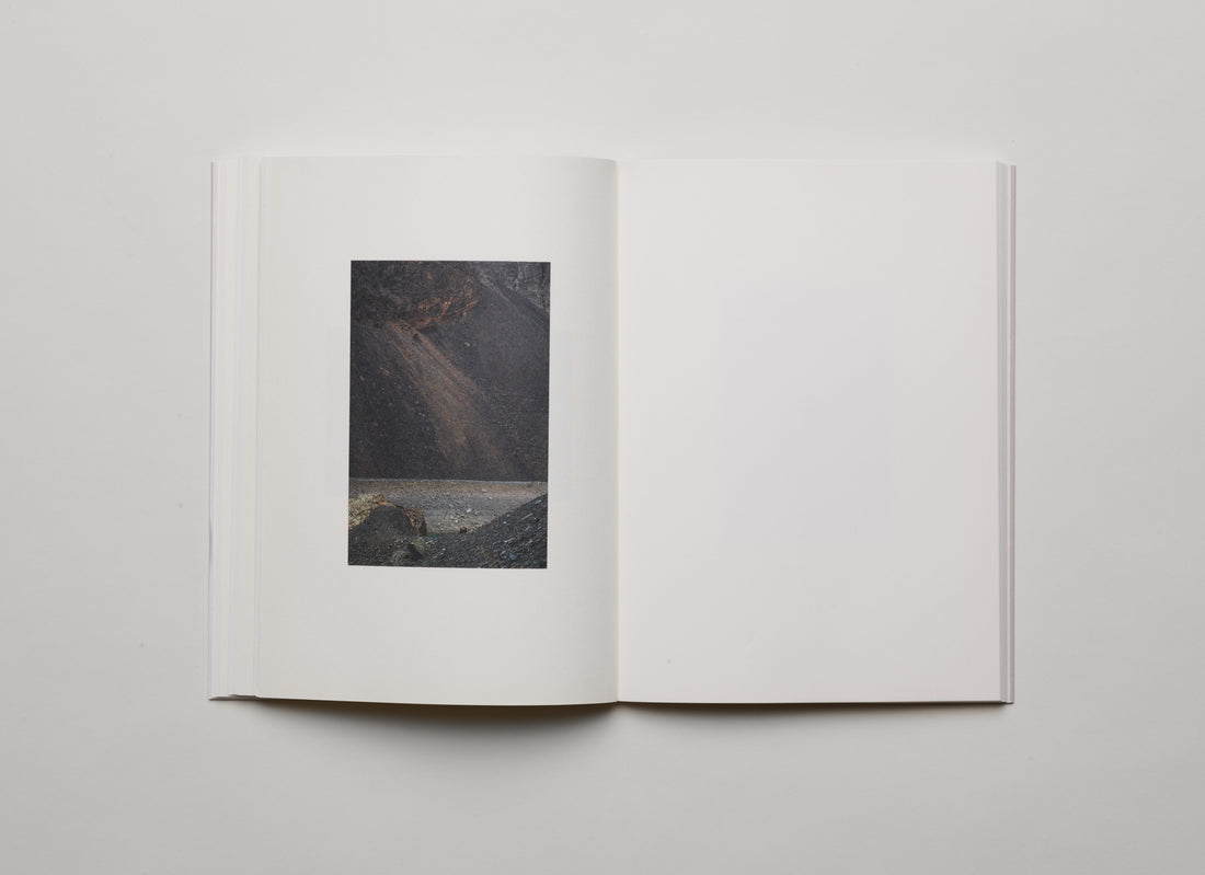 Half-Light – Gnomic Book